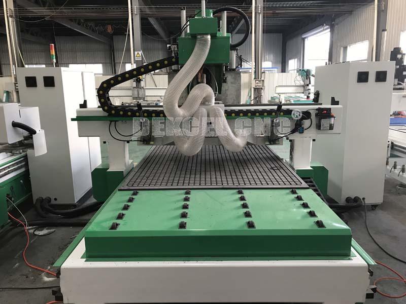 Customized Wooden Furniture Processing Cutting CNC Router Machine ...